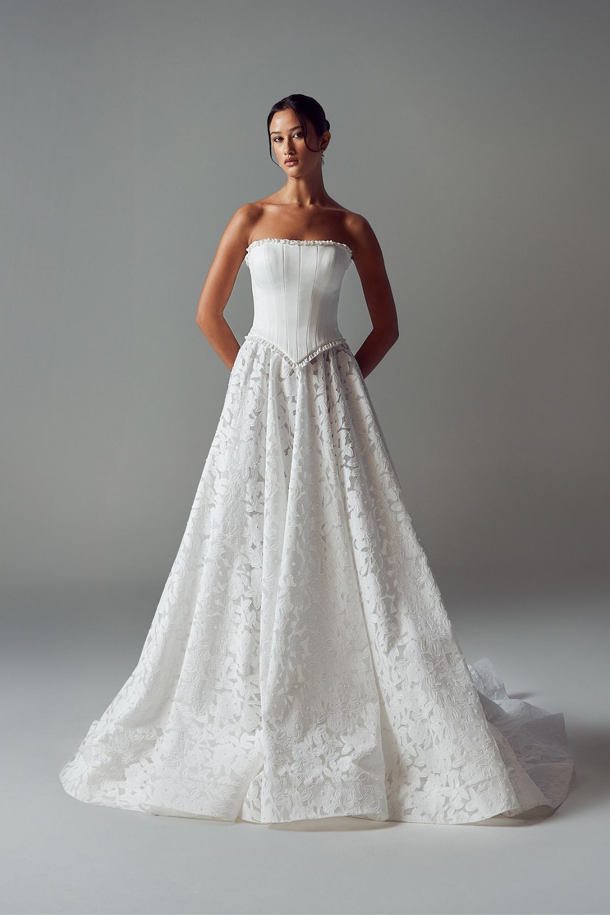 Evie Young | Sandy Skirt | Bridal Boutique Baden-Baden